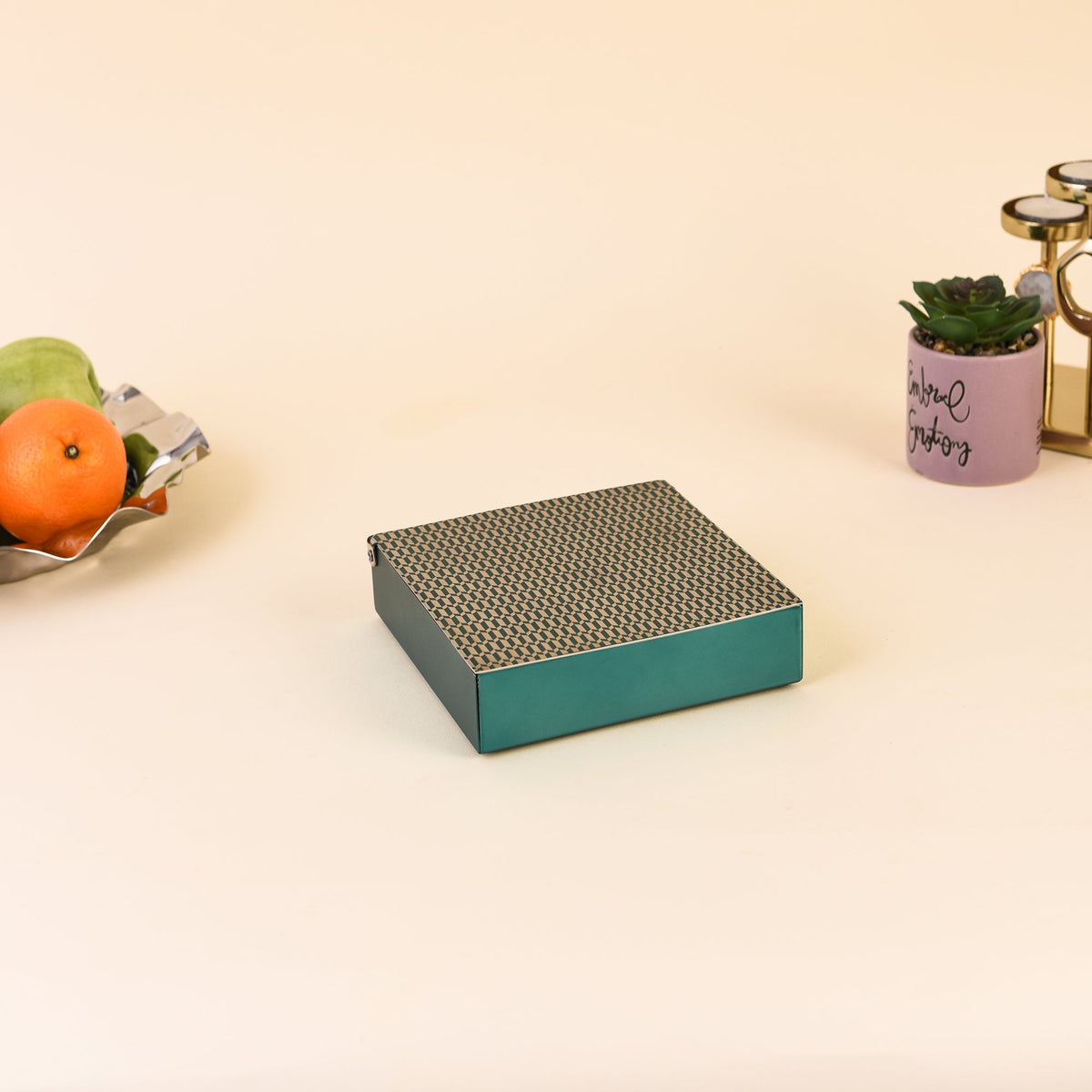 Inline Weave Green Square Luxury Box | 150x150